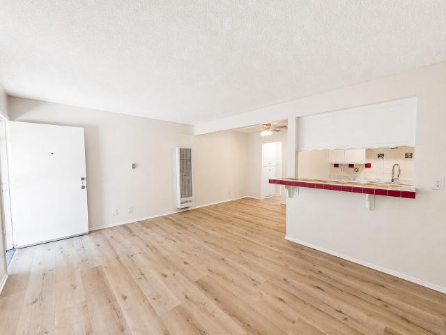 LB1853 1 Bedroom Apartment for Rent at 1853 Chestnut Ave, Long Beach, CA 90806 South Wrigley