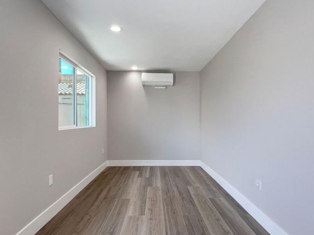 LB1952 1 Bedroom Apartment for Rent at 1952 Pine Ave, Long Beach, CA 90806 Southeast Wrigley