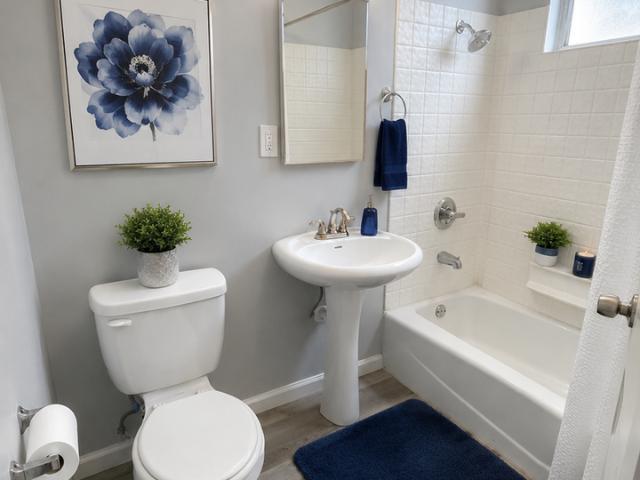 LB6029 1 Bedroom Apartment for Rent at 6029 Cherry Ave, Long Beach, CA 90805 Jordan
