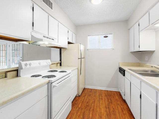 LBJ Apartments 1 Bedroom Apartment for Rent at 1229 N Lbj Dr, San Marcos, TX 78666