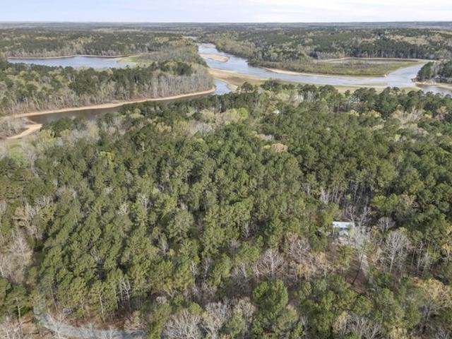 Lbk Cir, Tignall, GA 30668