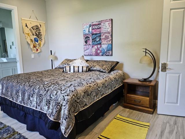 LG Bedroom w/Private Bath  Pool/Spa
