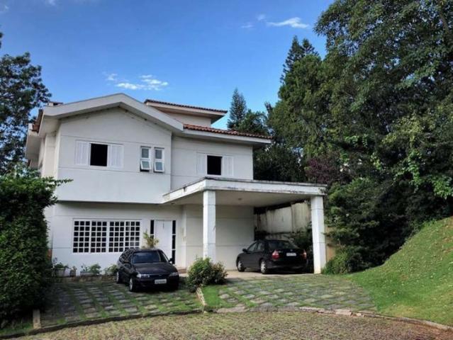 Le Vivert 4 sts. Muita tranquilidade em ótima localização!