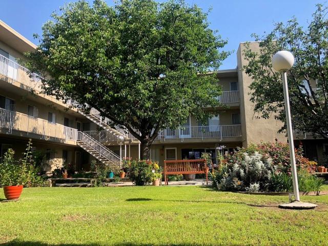 Le Chateau 1 Bedroom Apartment for Rent at 222 G St, Chula Vista, CA 91910 Central Chula Vista
