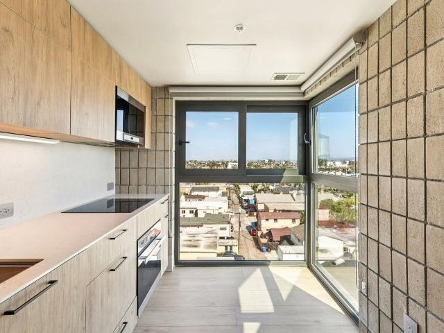 Le Parc Studio Apartment for Rent at 2820 Polk Ave, San Diego, CA 92104 North Park