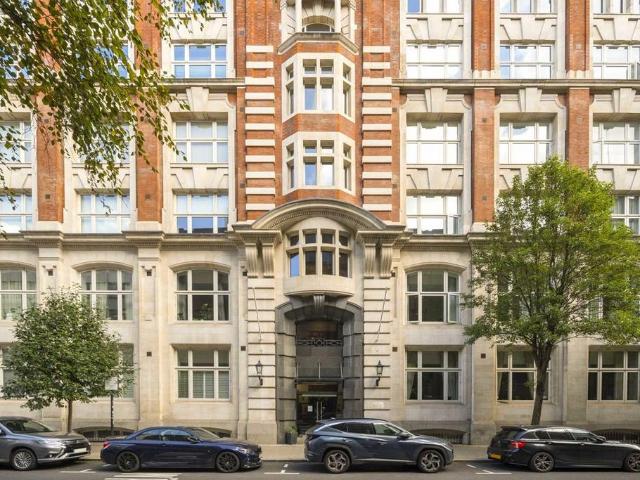 Leman Street, London E1 2 bed flat to rent £4,500 pcm £1,038 pw