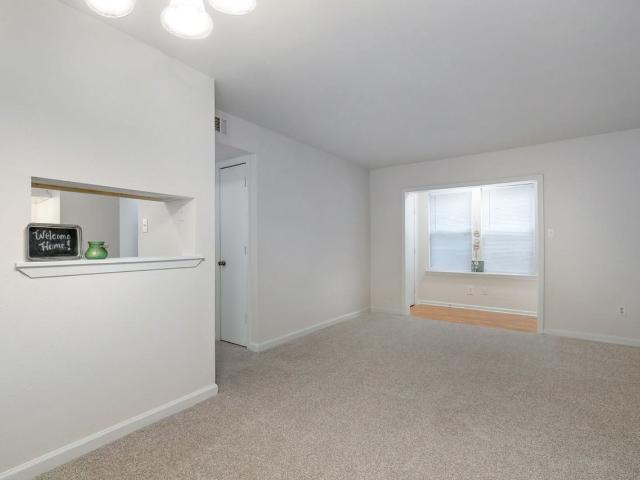 Lemon Tree 1 Bedroom Apartment for Rent at 4859 W Napoleon Ave, Metairie, LA 70001