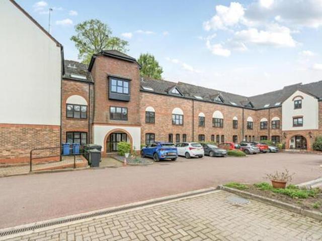 Lenten Street, Alton, 1 Bedroom Apartment
