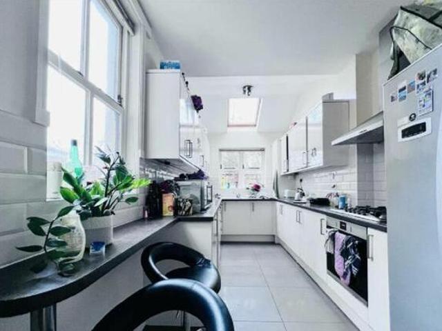Lenton, Cycle Road, Nottingham, 6 Bedroom House