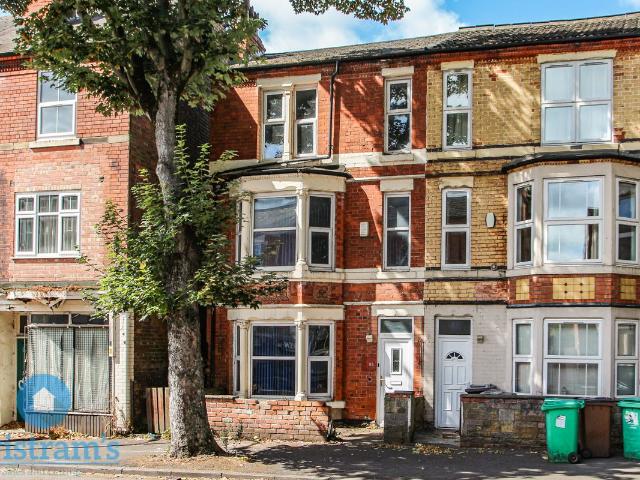 Lenton Boulevard NG7, 5 bed shared accommodation to rent, £1,950 pcm | PrimeLocation