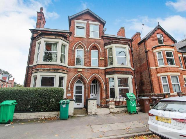 Lenton Boulevard, Nottingham NG7 5 bed semi detached house to rent £3,033 pcm £700 pw