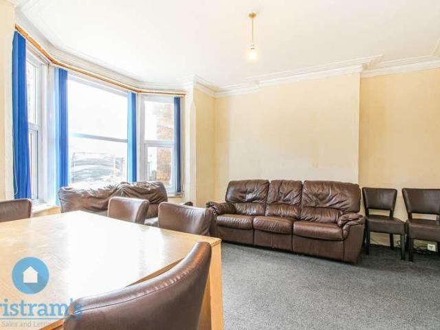 Lenton Boulevard, Lenton, NG7
