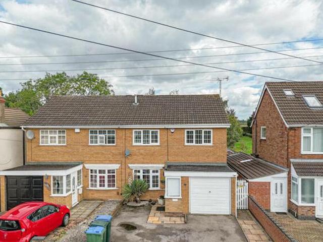 Lentons Lane, Coventry, 3 Bedroom Semi detached