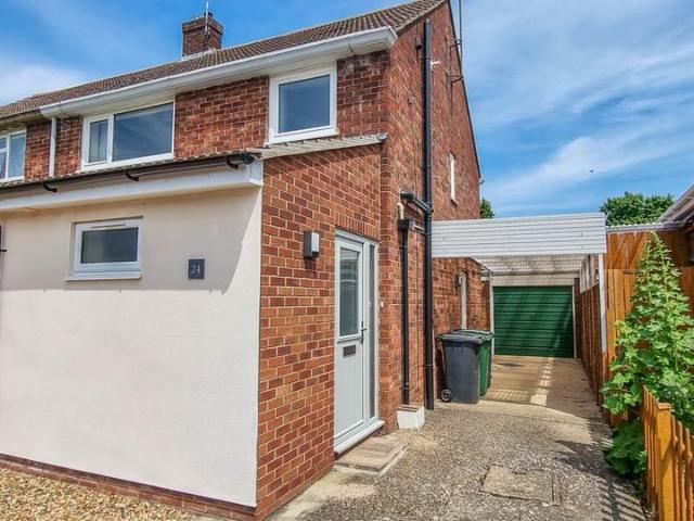 Lents Way, Cambridge CB4, 3 bed semi detached house to rent, £2,000 pcm | PrimeLocation