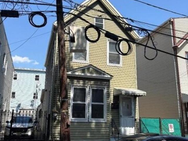 Lentz Ave, Newark, Home For Sale
