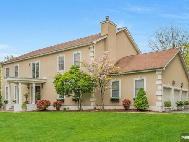 Lenape Trl, Montclair, Home For Sale