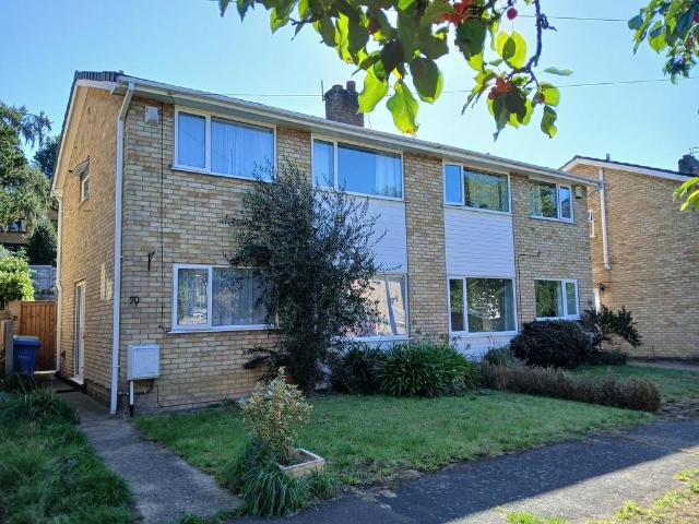Leng Crescent, Norwich, Norfolk 3 bed semi detached house to rent £1,275 pcm £294 pw