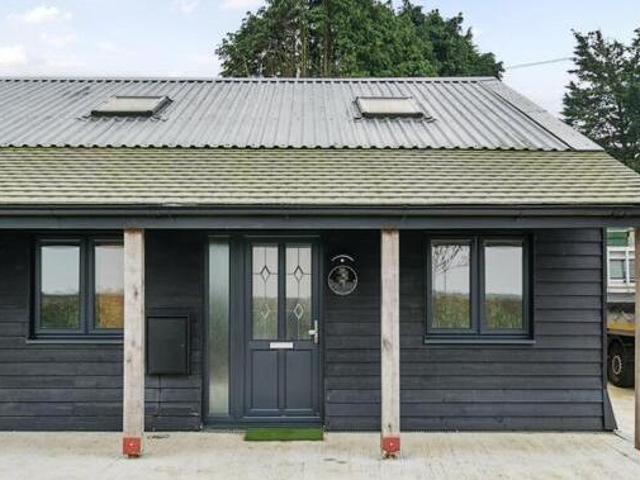 Lenham, Hubbards Hill, Maidstone, 2 Bedroom End