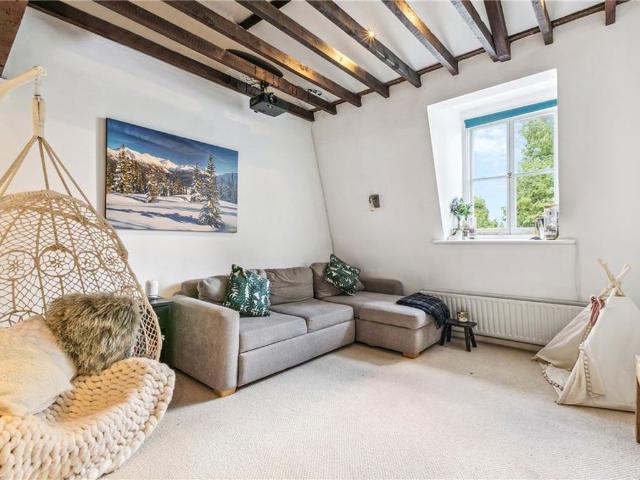 Lennox Gardens, Chelsea SW1X, 2 bed flat to rent, £3,250 pcm | PrimeLocation