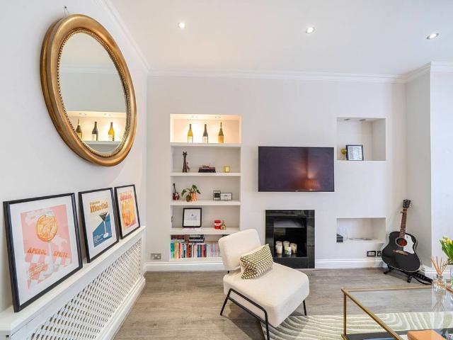 Lennox Gardens, Knightsbridge, London SW1X, 2 bed flat to rent, £8,000 pcm | PrimeLocation