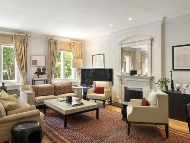Lennox Gardens, Knightsbridge, 4 Bedroom Maisonette