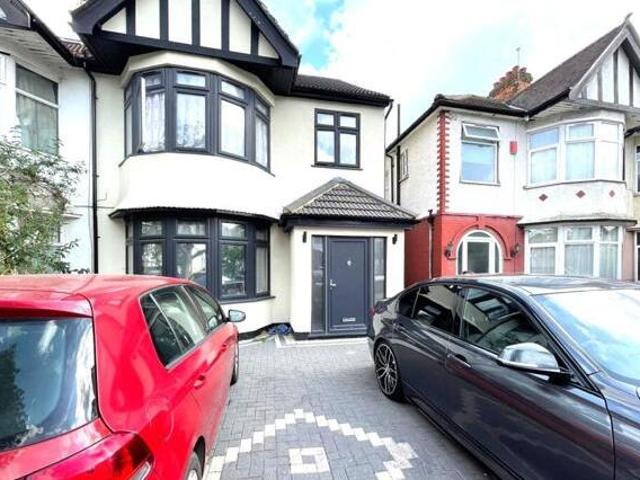 Lennox Gardens, London, 1 Bedroom Flat