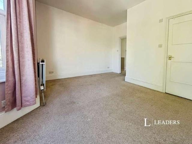 Lennox Road, Worthing, BN11
