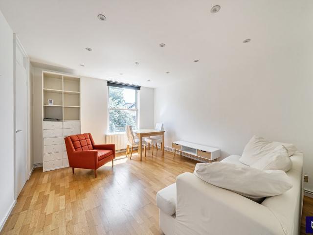 Lennox Road N4, 1 bed flat to rent, £1,650 pcm | PrimeLocation