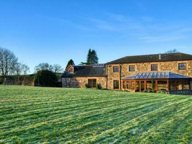 Lennoxlea Farm, Lennoxtown, 5 Bedroom Barn