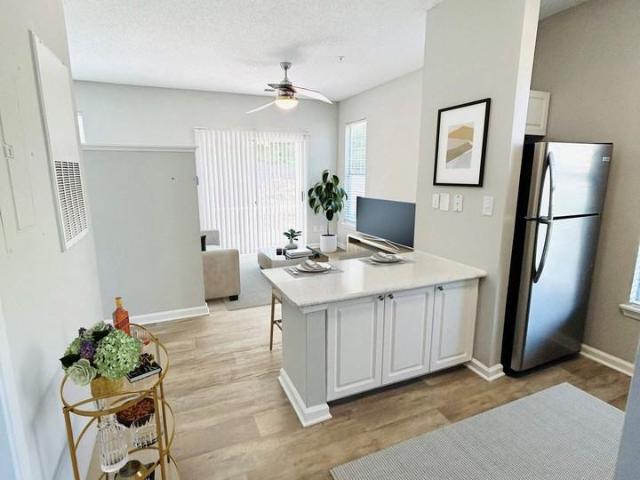 Lenox at Patterson Place Studio Apartment for Rent at 100 Rose Garden Ln, Durham, NC 27707