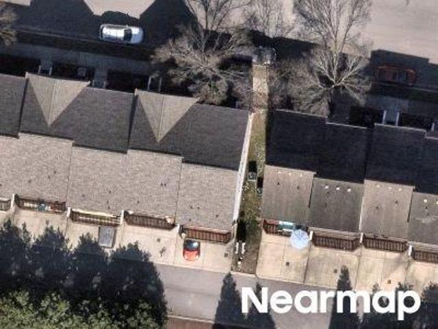 Lenox Creekside Dr