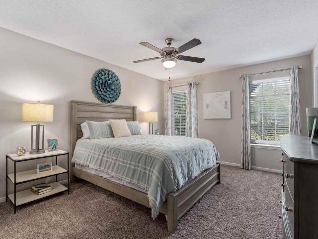 Lenox Gates 2 Bedroom Apartment for Rent at 1500 Hillcrest Rd, Mobile, AL 36695 Overton