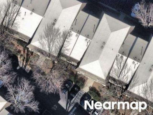 Lenox Rd NE Apt H107