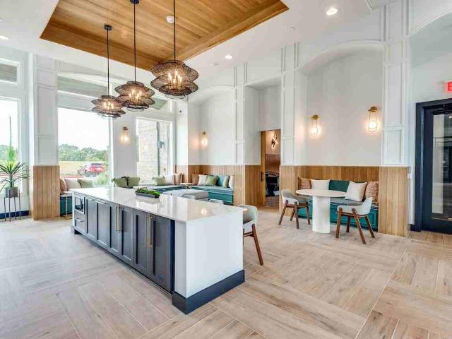 Lenox Sienna | Apartments & Townhomes 2 Bedroom Apartment for Rent at 4800 Henry Watts Rd, Missouri City, TX 77459