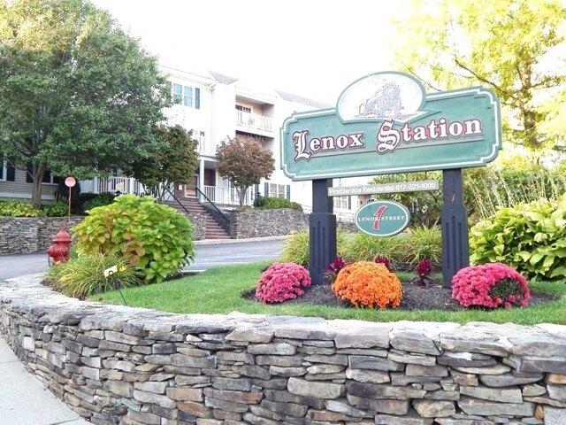 Lenox St Apt,norwood, Condo For Sale