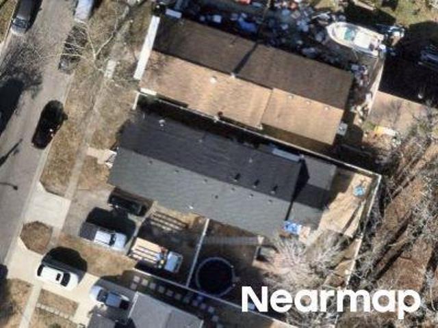 Lens Ave