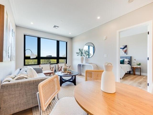 Leo M Birmingham Pkwy Apt,boston, Condo For Sale