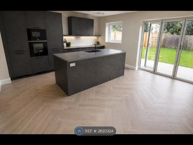Leonard Avenue, Sevenoaks TN14, 3 bed end terrace house to rent, £2,950 pcm | PrimeLocation