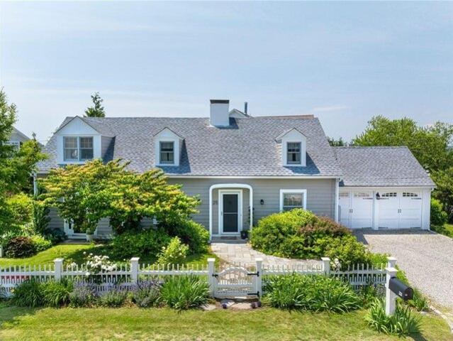 Leonard Bodwell Rd, Narragansett, Home For Sale