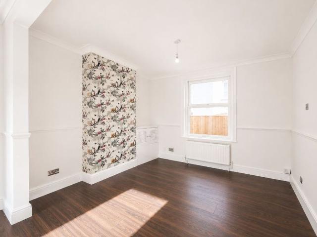 Leonard Road, Gosport