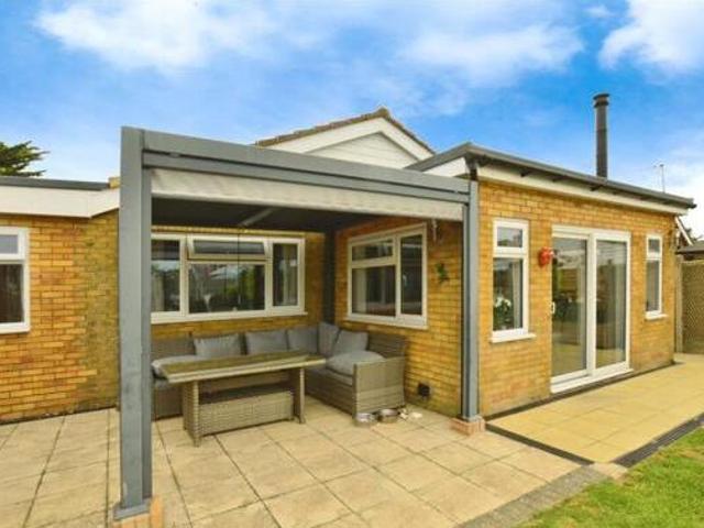 Leonard Road, Greatstone, 4 Bedroom Bungalow