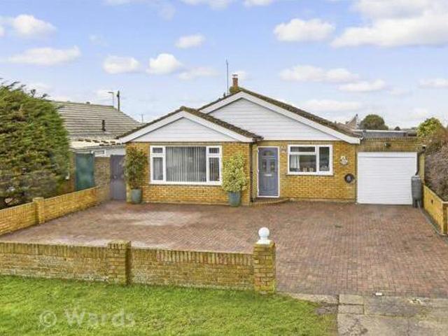 Leonard Road, Greatstone, 4 Bedroom Detached