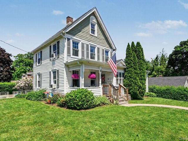 Leonard St, Stamford, Home For Sale