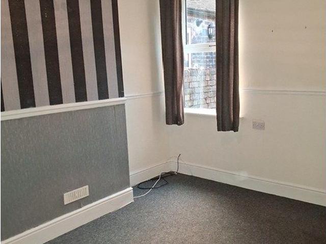 Leonard St, Stoke On Trent ST6, 2 bed terraced house to rent, £750 pcm | PrimeLocation