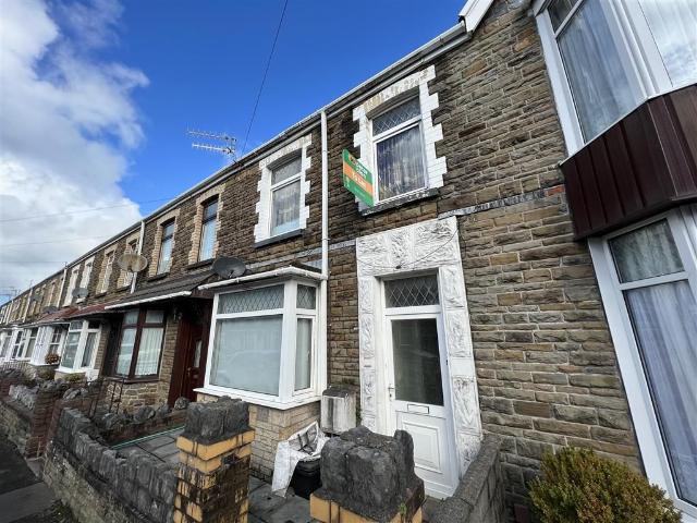 Leonard Street, Neath SA11, 1 bed flat to rent, £650 pcm | PrimeLocation