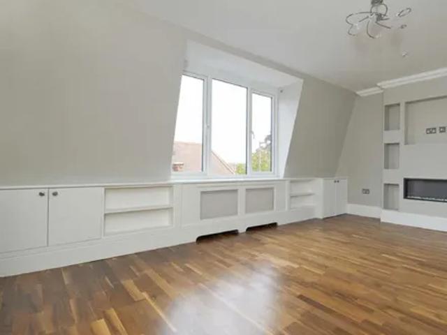 Leonardo Caffè, 351 Upper Richmond Road West, London, SW14 8QN, United Kingdom | 2 bed apartment for rent #167617691 | Rentberry