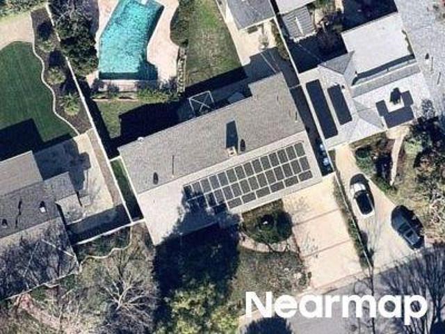 Leonora Dr