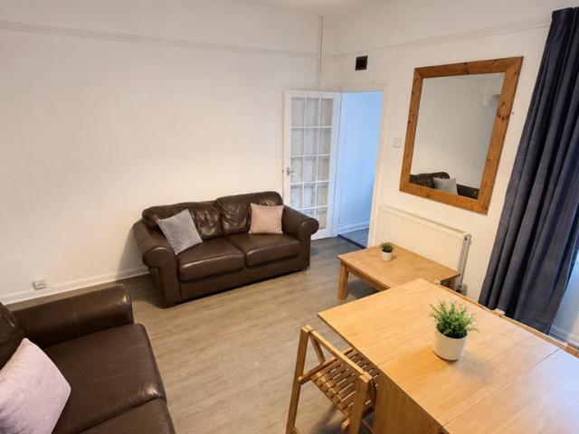 Leopold Street, Loughborough LE11 5 bed house to rent £2,825 pcm £652 pw
