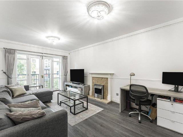 Leathermarket Court, London, SE1 2 bed apartment to rent £3,100 pcm £715 pw