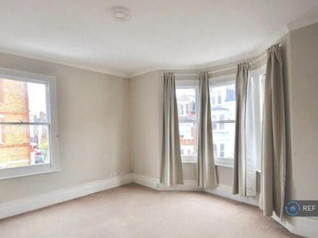 Leathwaite Rd, London, 1 Bedroom Flat